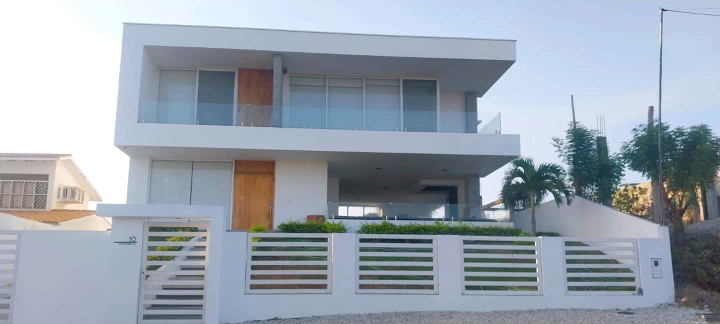 La Casa Con La Vista Más Espectacular De Playas - Playas