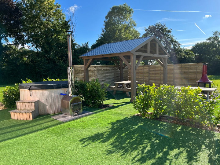 Brookhouse Stay Is A Family House With Hot Tub - Liverpool John Lennon Airport (LPL)