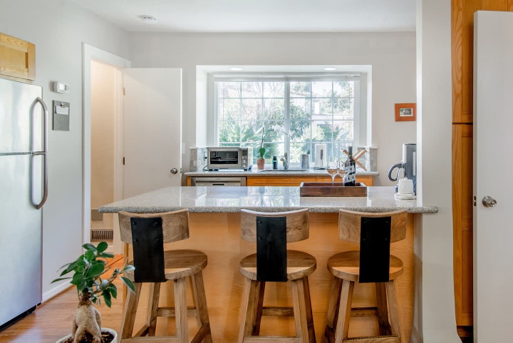 Private Cottage Near Redwood City And San Carlos Downtowns - Redwood City, CA