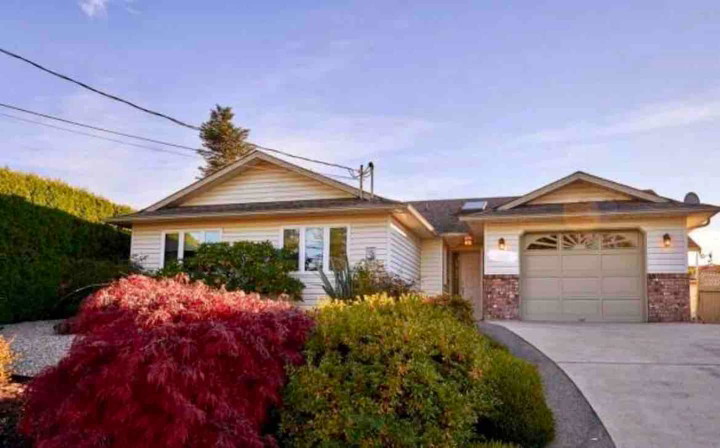 Licensed Bungalow In Parksville Since 2018 - Vancouver Island