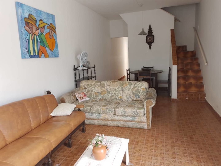 Sobrado  Ideal  Para Família. - Ubatuba