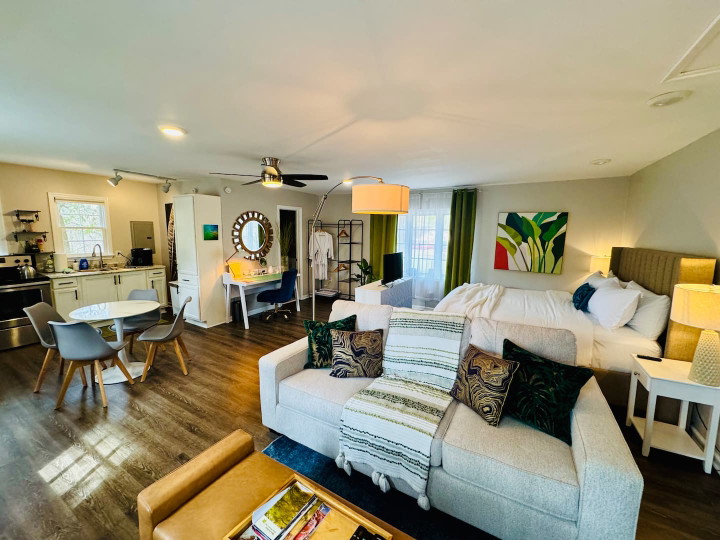 1 Bed/1 Bath Guest House With Parking - Loft39 - Florida