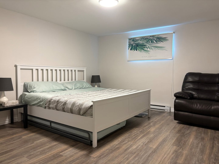 Family-friendly 1-br Suite Clean & Fully Equipped - Brossard