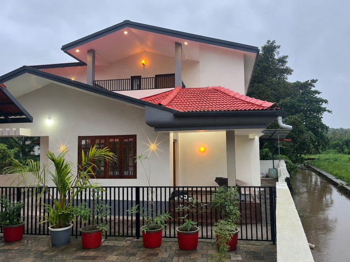 Ragaveena Stay - Your Home Away From Home - Kannur