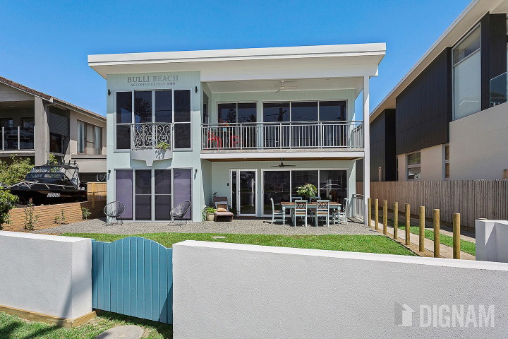 Lovely 3 Bedroom Beachfront Apartment Free Parking - Austinmer