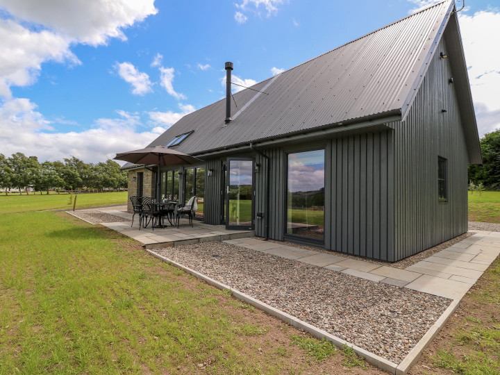Strawberry Cottage - Dunkeld