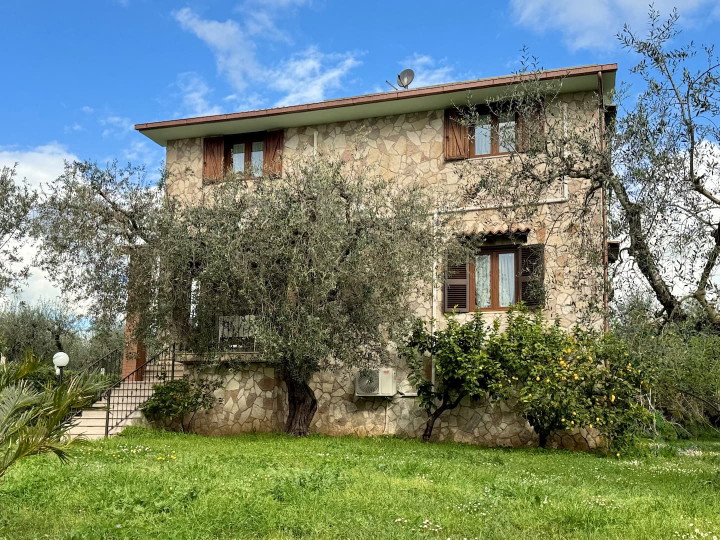 Provençal Villa In Olive Grove · 30 Min From Rome - Italy