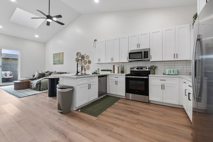 Downtown Chandler Gem - 3 Min Walk - Chandler, AZ