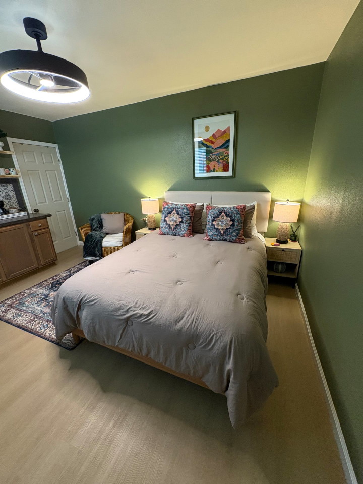 Boho Chic Studio In Quiet Neighborhood - Stockton, CA