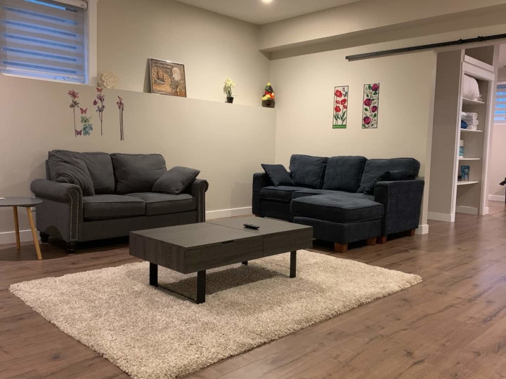 Spacious 1-bedroom Suite In Serene Location - プリンス・アルバート