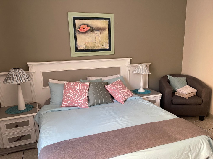 Homely , Affordable Duplex - Kenwood - Pretoria (South Africa)