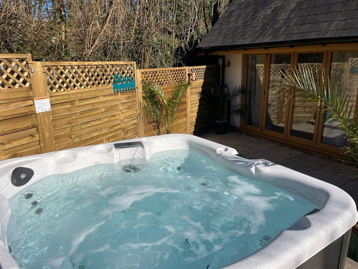 Torbay, Luxurious, Secluded Cottage With Hot Tub - Totnes