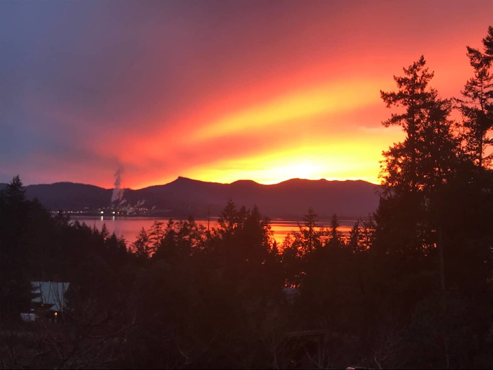 Beautiful, Serene, And Relaxing Home With A View. - Salt Spring Island
