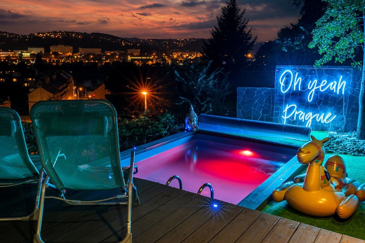 *Oh*yeah*villa* Pool & Hot Tub & Sauna - Prague