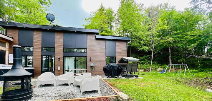 Le Caribou By The Lake, Kayaks, Pedal Boat And Hot Tub - Quebec