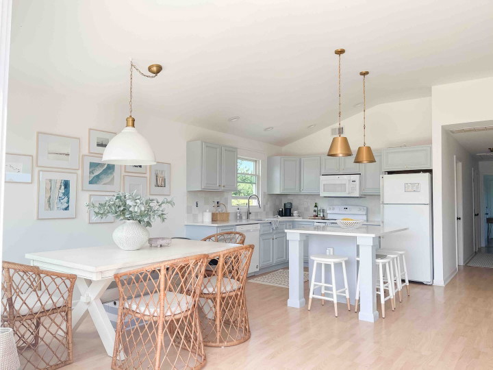 Coastal Cottage -Sunset Sound Views, Walk To Beach - Duck, NC