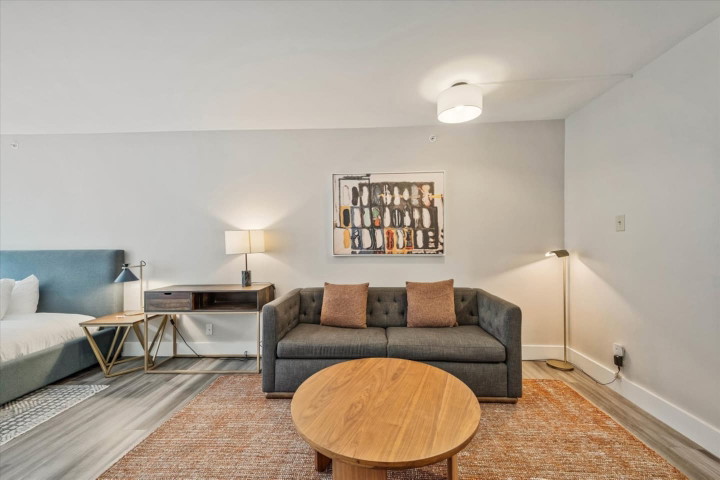 King Studio Near Georgetown Waterfront - Washington, DC