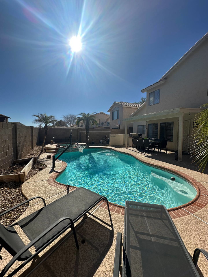 Clean, Quiet 3bdrm Home, Pool, Billiard, Bball - Peoria, AZ