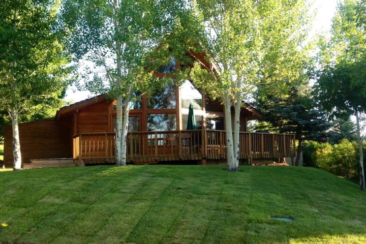Aspen Hideaway Cabin - Garden City, UT