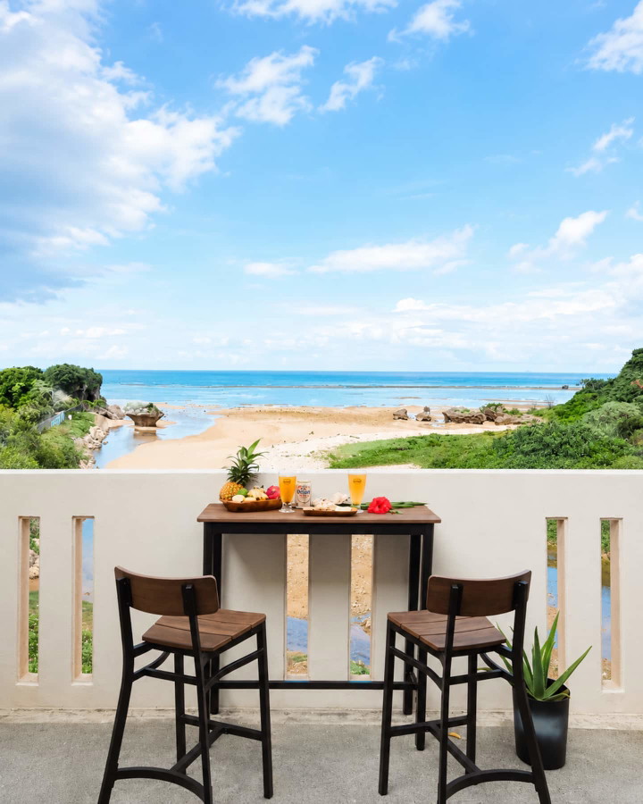 Onna Village | Ocean View | Ocean View From Every Room | 150 M² | Entire Building Rental | 5 Minutes To The Blue Grotto | Bbq | 8 People - Okinawa