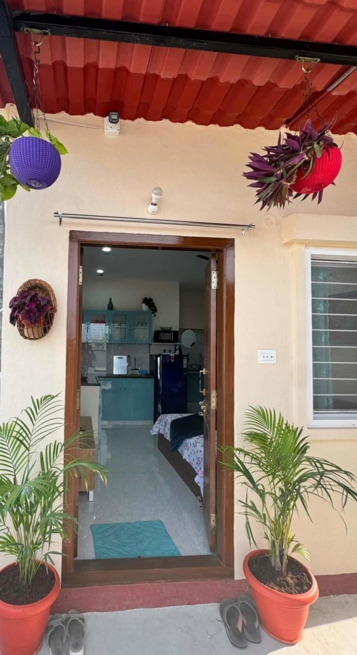 Nelavanka Homes - Fully Furnished Pent House - 1rk - India