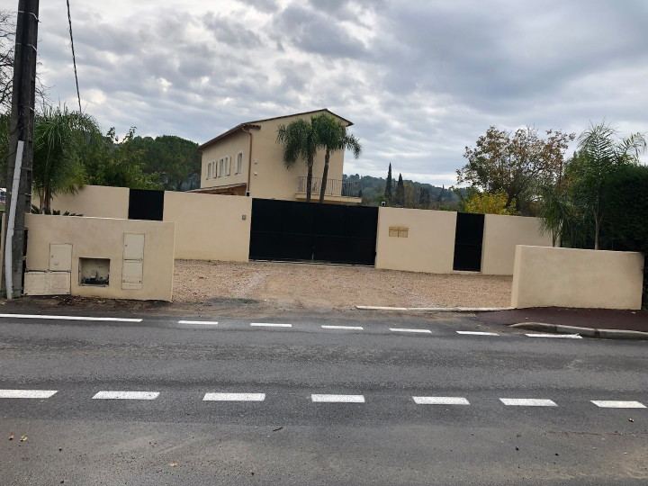 Charmant Appart Grasse Balcon Dans Villa Manée - Grasse