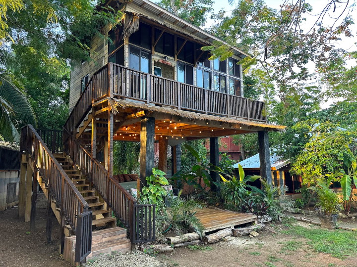 Lovely Tree House W Ocean Views - Negril