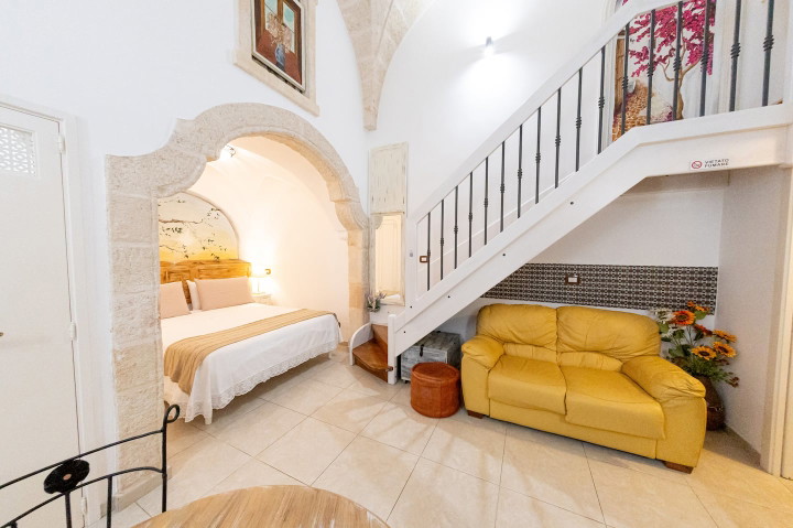 Dimora Dell'arco: Charm And History In The Centre Of Fasano - Fasano