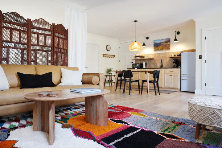 Centrally Located, Cozy, Quiet, Upscale Studio Apt - Charlottesville, VA