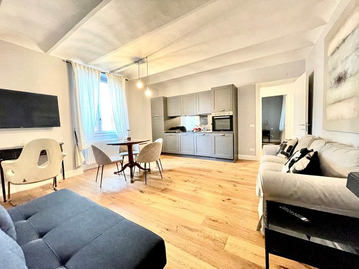 Artistic 3-room Apartment - Florenz