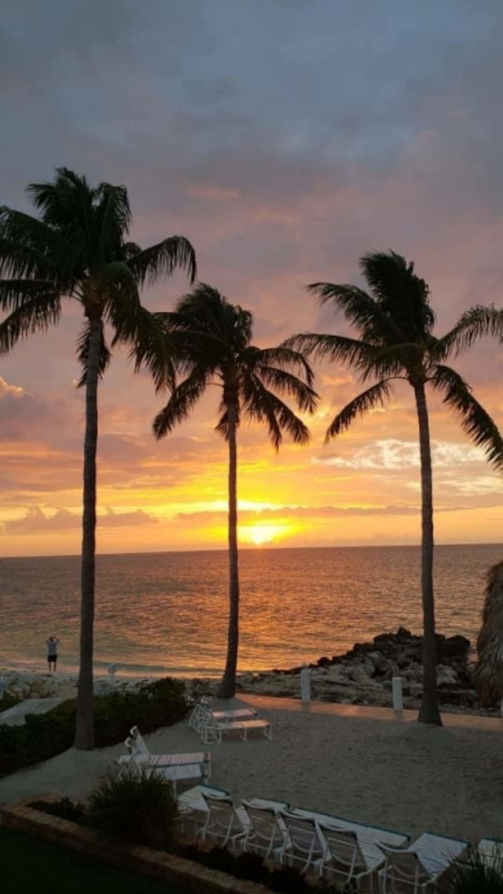 Beachside Unit 12 - Key Colony - Florida Keys