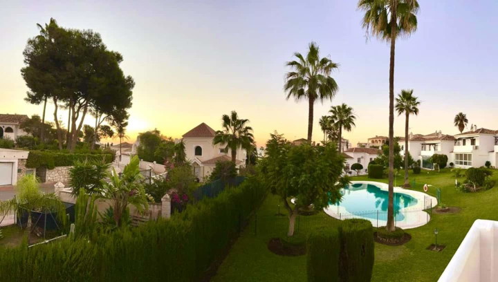 Relax Under Palm Trees In Rivièra Del Sol. - Calahonda