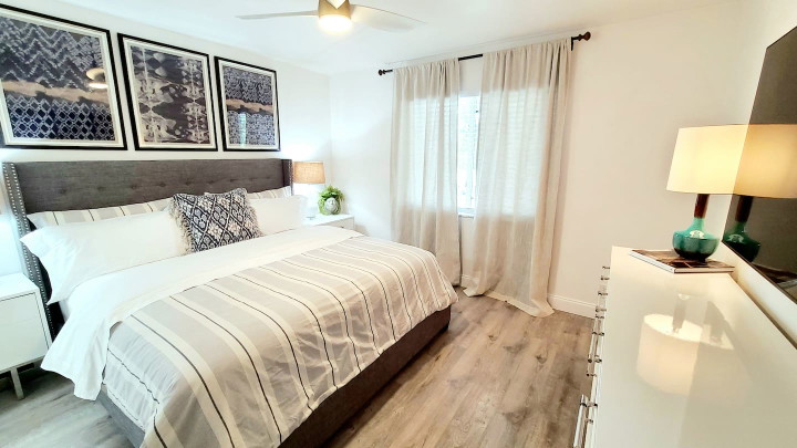 Poshpadz Kai Villa-water Views, Balcony, Walk To Jupiter Beach Sleeps 4 - Jupiter, FL