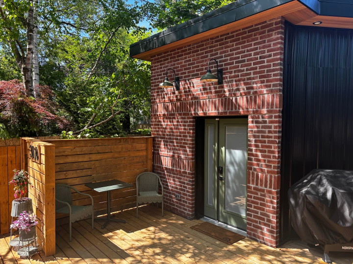 Quiet Designer House* Free Parking*sparkling Clean - Toronto