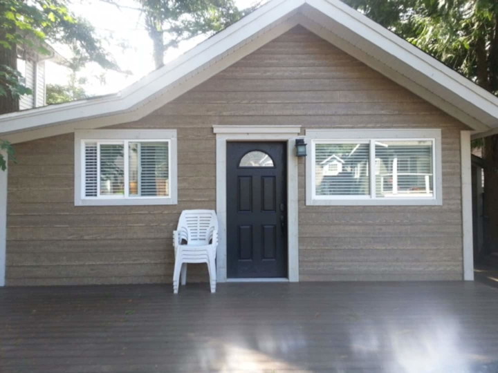 Three Bedroom Cottage In Cultus Lake - Chilliwack