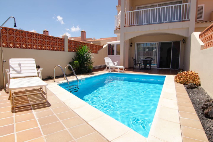 Apartment With Private Swimming Pool In Corralejo - Fuerteventura