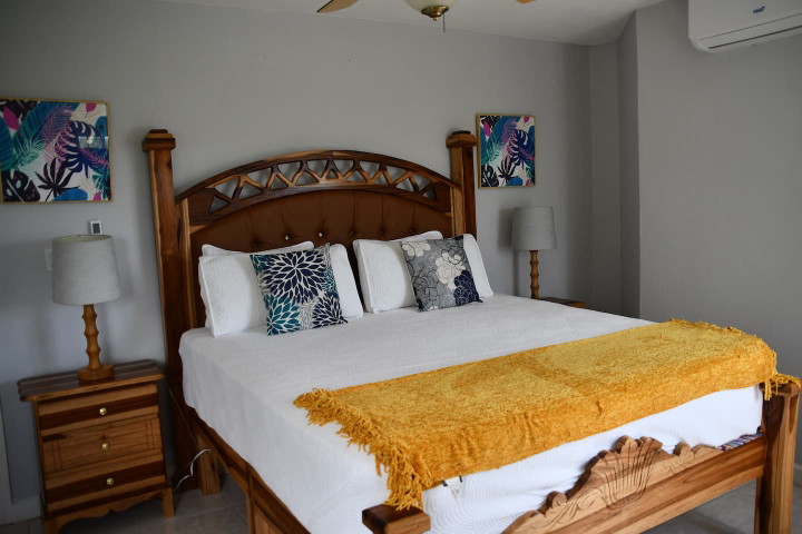 3br Apartment · Groupfriendly · Gated Property - Jamaica