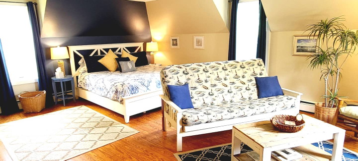 Spacious Coastal Suite Walk To Beach - Rhode Island