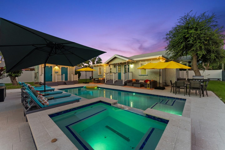 New Pool + Spa! Historic Downtown Beach House Gem - Caribbean