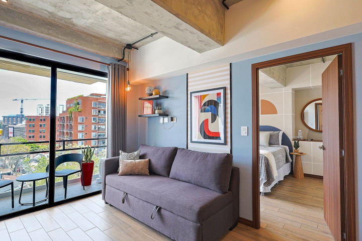 Curated Industrial Living + Ac + City View - Z4 - Ciudad de Guatemala