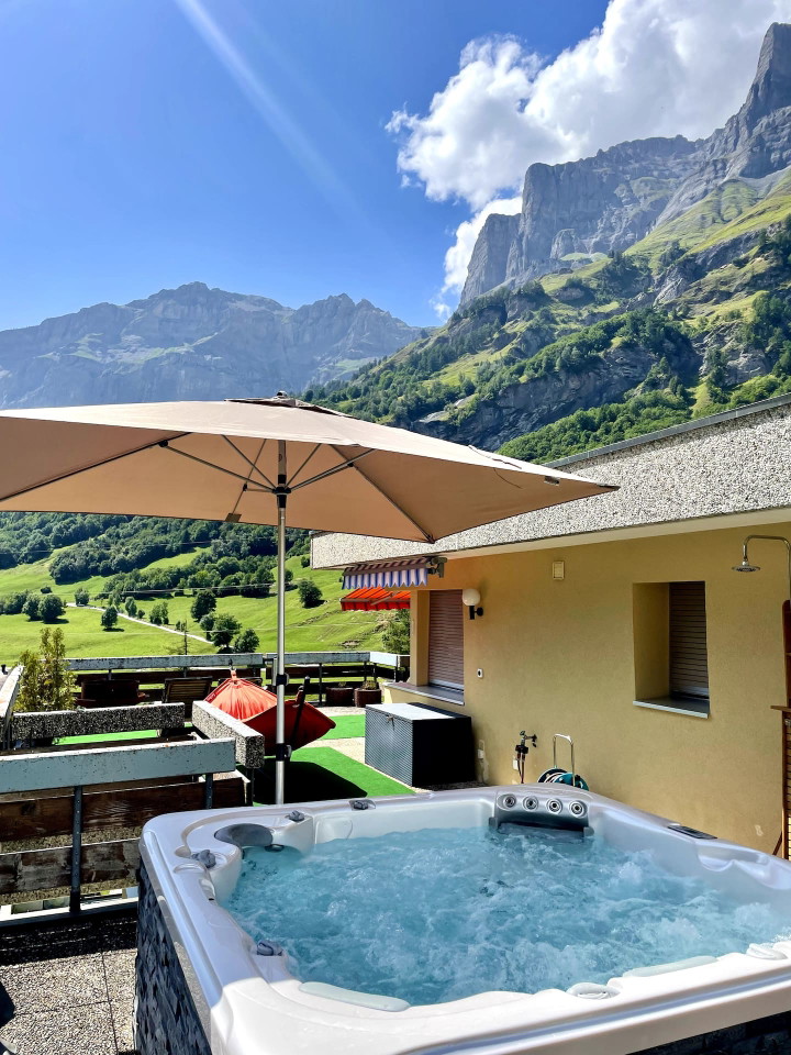 Studio Vue Alpes | Jacuzzi Privé & Terrasse - Adelboden