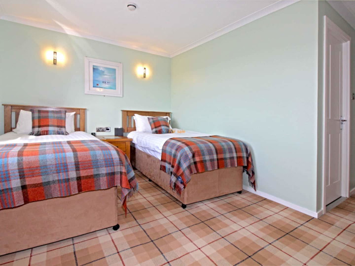 Tingle Creek Hotel - Standard Twin Room 11 - Plockton