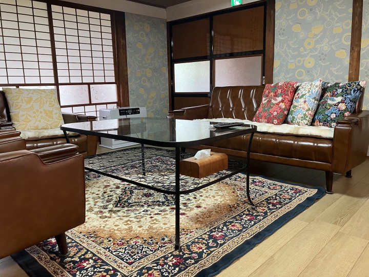 Entire House Rental /Quiet, Scenic Old House - Nagano