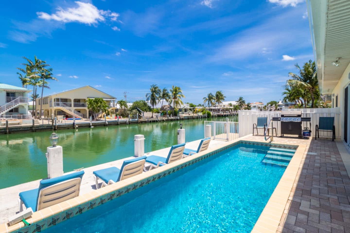 P62 - 3 Bedroom 2 Bath, Private Pool And Beach Mem - Key Colony Beach, FL