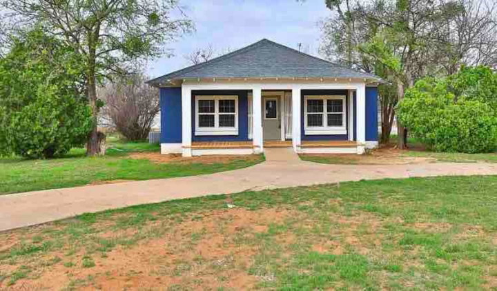 Azule Cottage-craftsman Cutie! - Abilene, TX