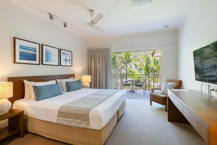 Palm Cove Oceanfront Resort Two-bedroom Apartment - Clifton Beach