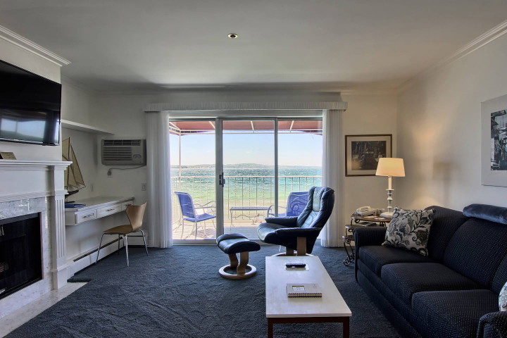 213 Water Street Inn - Boyne City, MI