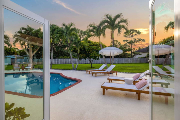 Golden Hour Fall Getaway | Pool & Pickleball - Jupiter, FL