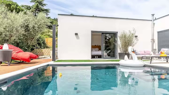 *𝔼̂𝕍𝔼 𝕖𝕟 𝕣𝕠𝕧𝕖𝕟𝕔𝕖 * Suite  Avec Piscine - Manosque
