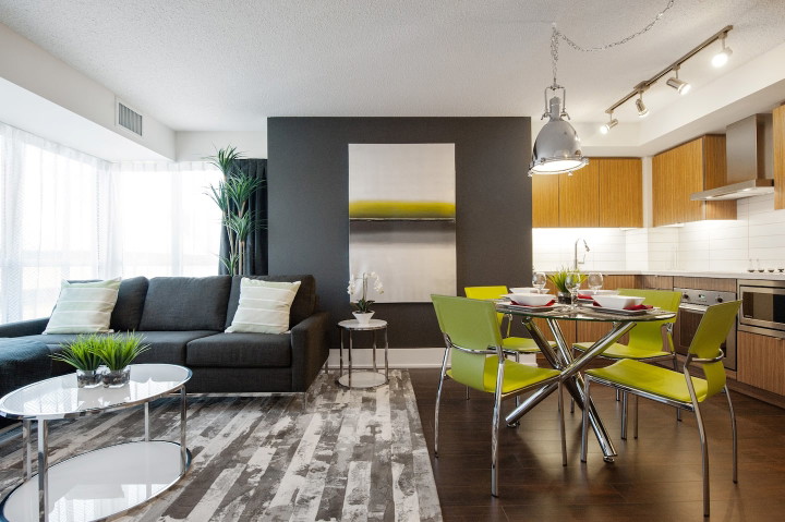 1 Bed/1 Bath Ready Move-in Condo: 300 Front - Mississauga